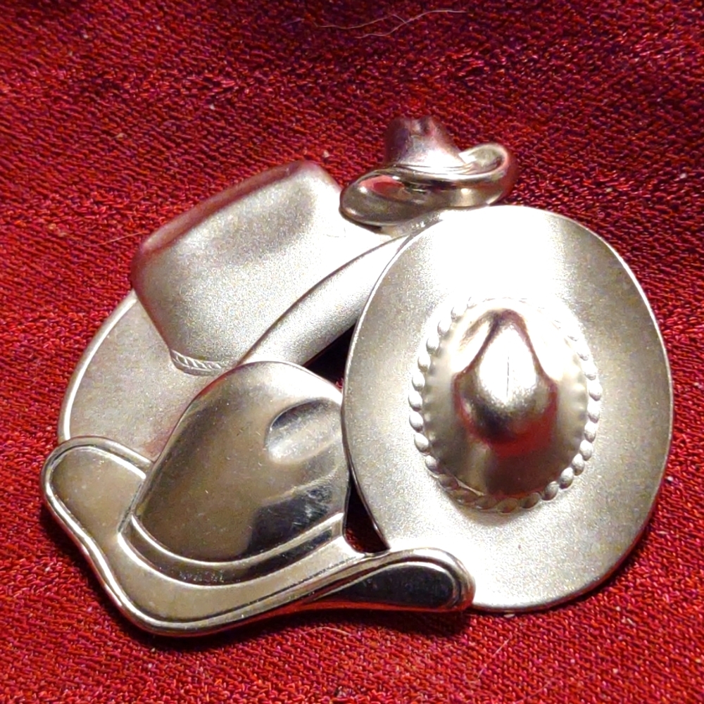 Silver Vintage Cowboy Hat Brooch Pin - Gem